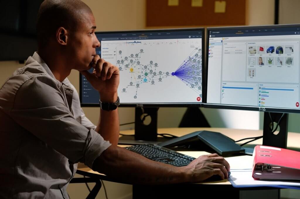 Why Decentralizing Data Collection and Review Makes Sense - Cellebrite